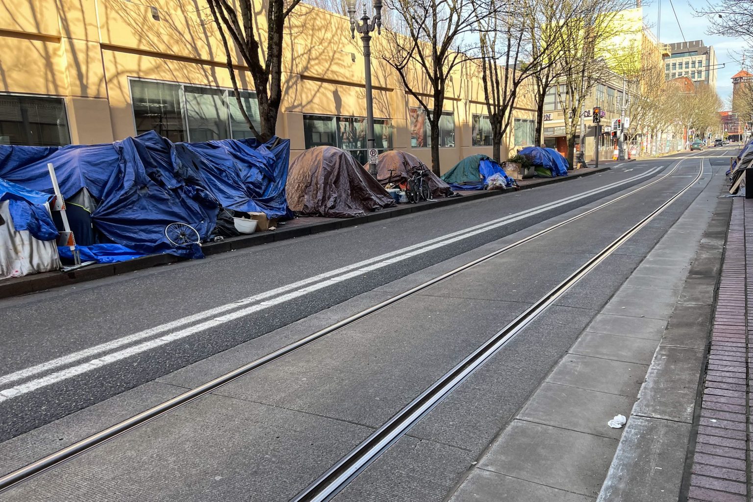 Portland: Sobering Lessons in Untying the Knot of a Homeless Crisis ...